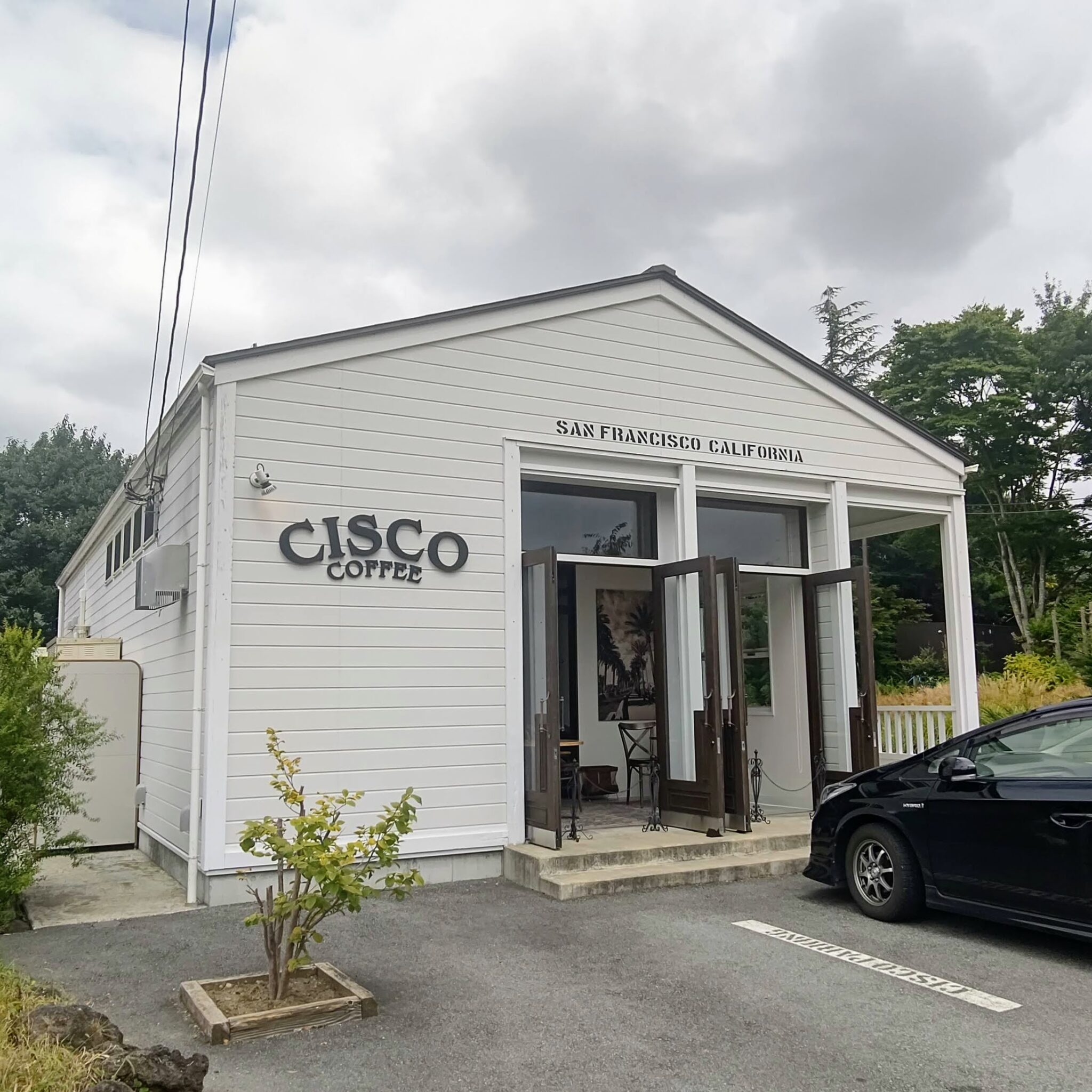 【CISCO COFFEE(シスココーヒー)】[山梨県南都留郡] 河口湖 | ペット犬連れOK！駐車場・営業時間・定休日・ランチメニューなど